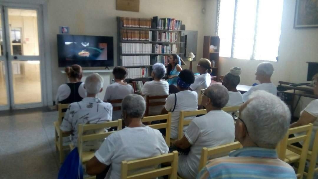 Noticias - BNCJM - espacio-habitual-de-la-sala-circulante-la-literatura ...